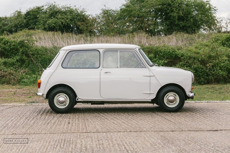 1961 Mini Seven – Classified of the Week | Car & Classic Magazine