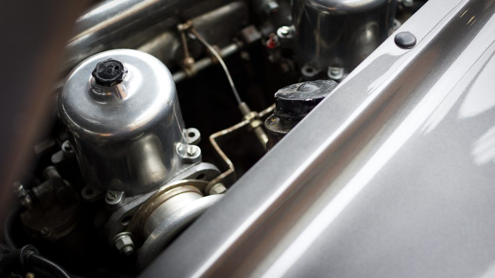 The Gentleman’s Racer – Jaguar XK140 | Car & Classic Magazine