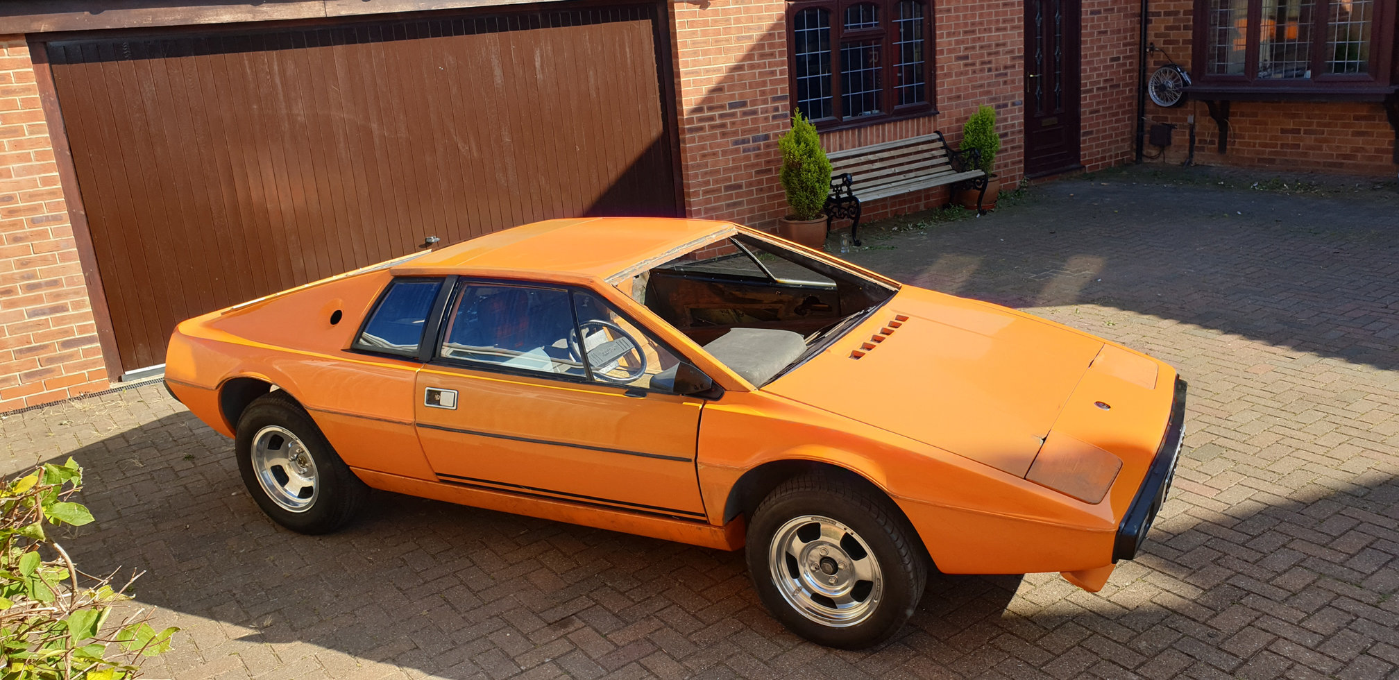 1976 Lotus Esprit – Project Profile | Car & Classic Magazine