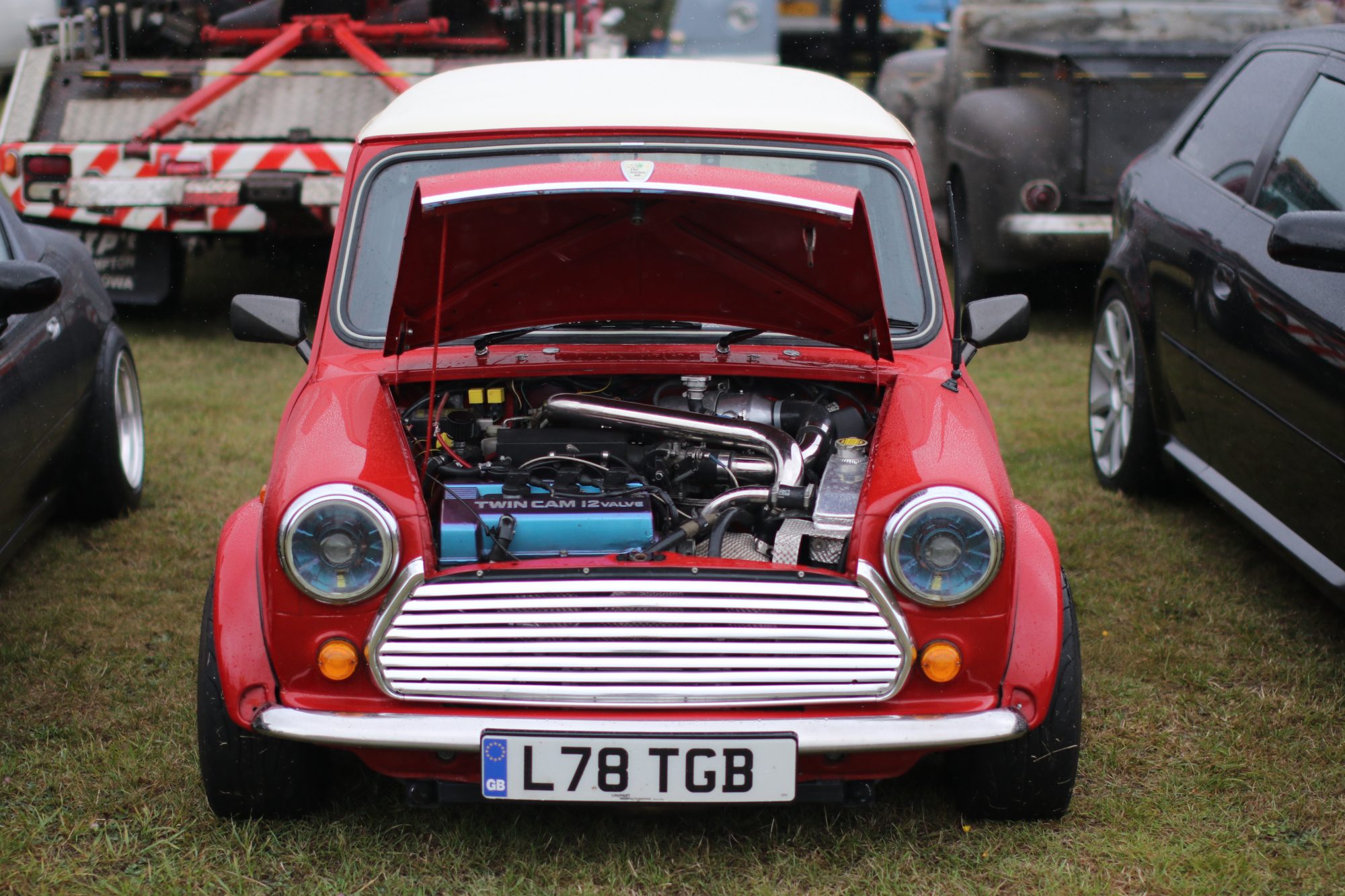 It’s Oh So Retro! – Show Report | Car & Classic Magazine