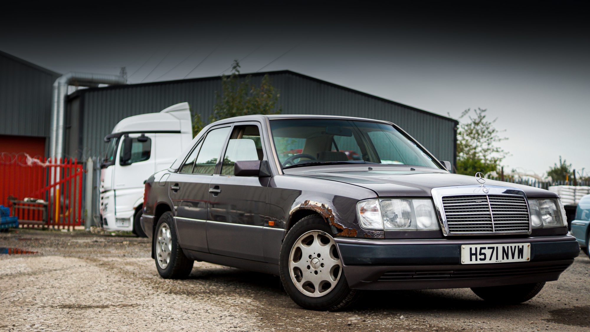 Project W124 – Car & Classic Buys a Benz | Car & Classic Magazine