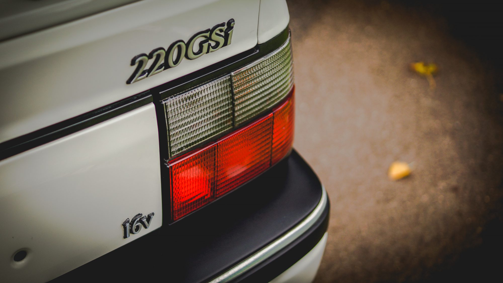 Rover R8 – A Launch From The Past | Car & Classic Magazine