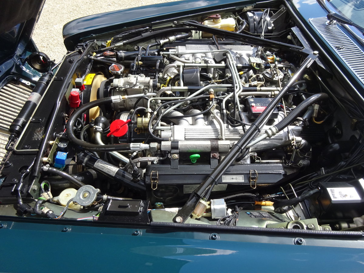 1992 Daimler Double Six V12 – Classified of the Week | Car & Classic ...