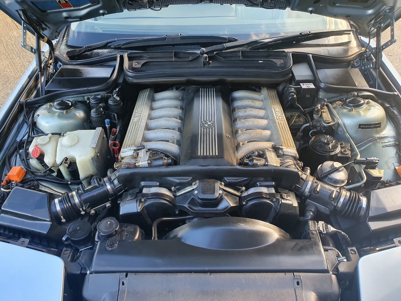 1992 BMW 850i – Classified of the Week | Car & Classic Magazine
