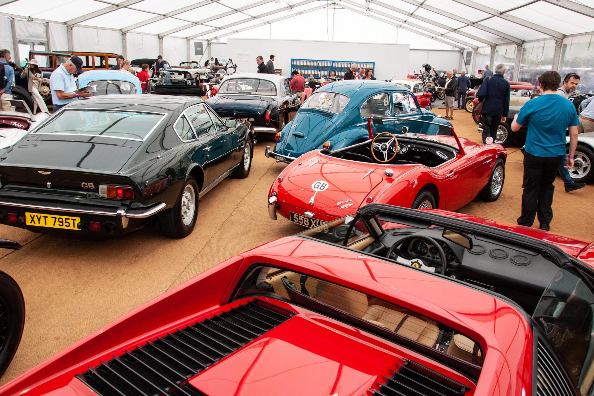 Five Tips For Buying From Auction | Car & Classic Magazine