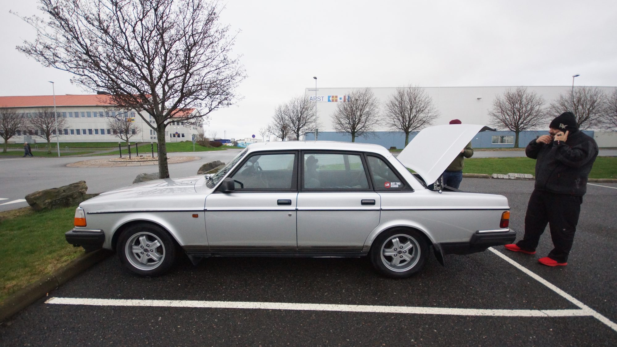 Taking The Volvo 240 Home… | Car & Classic Magazine