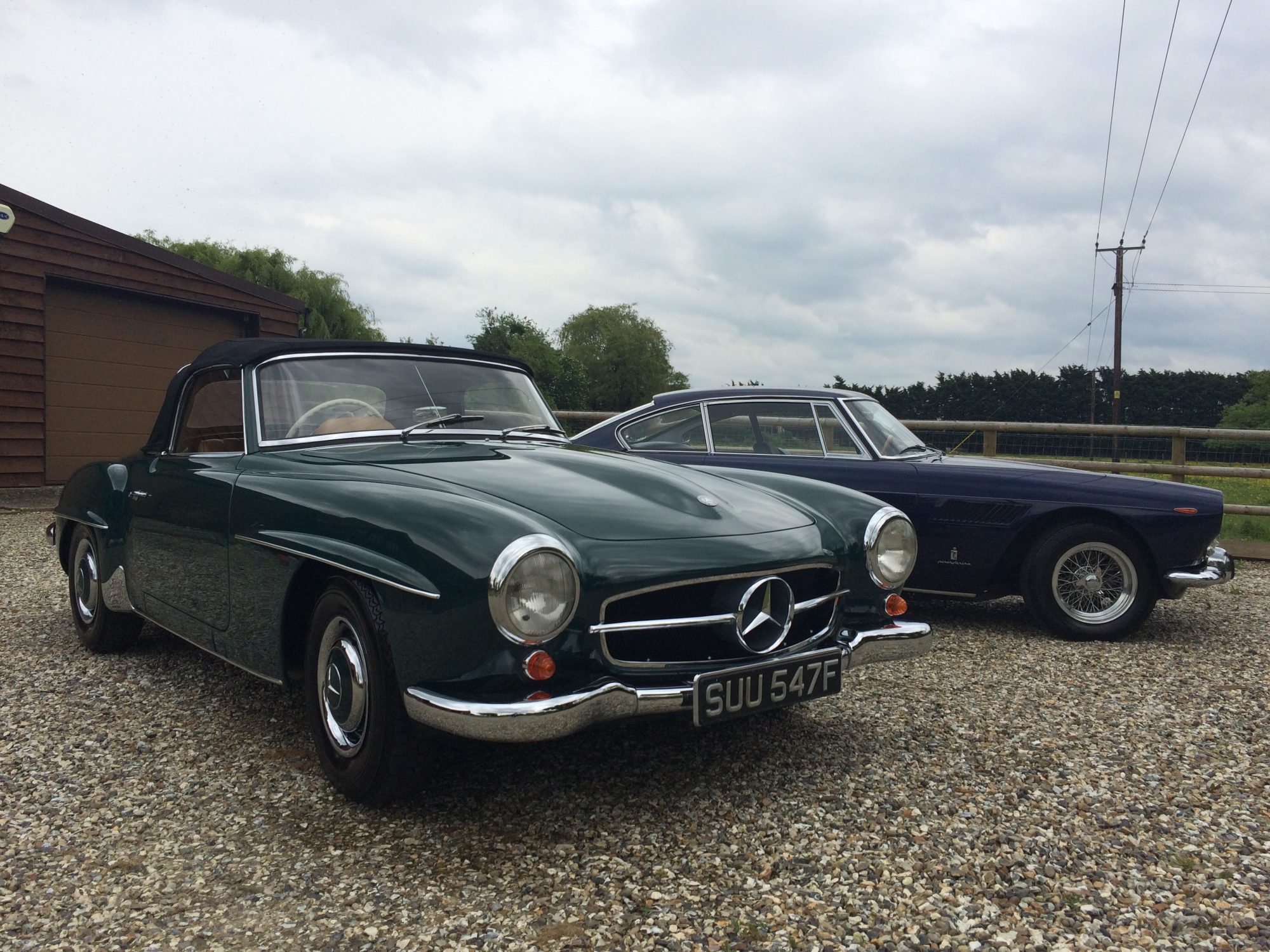 Three isn’t a Crowd – Mercedes-Benz 190SL | Car & Classic Magazine