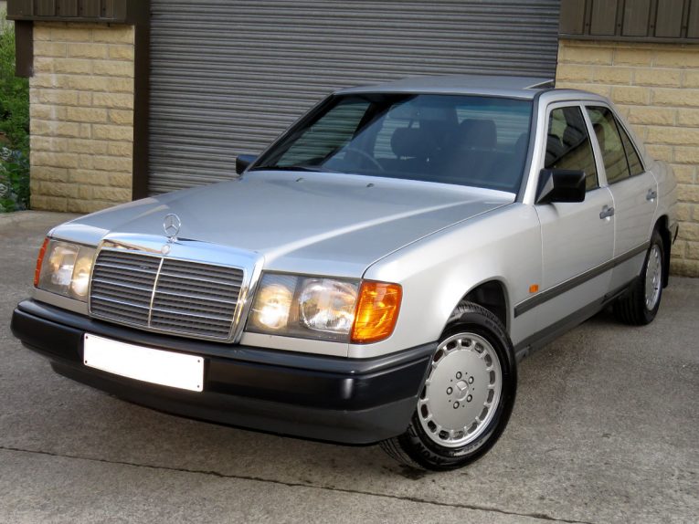 1989 Mercedes-Benz 230E – Classified of the Week | Car & Classic Magazine