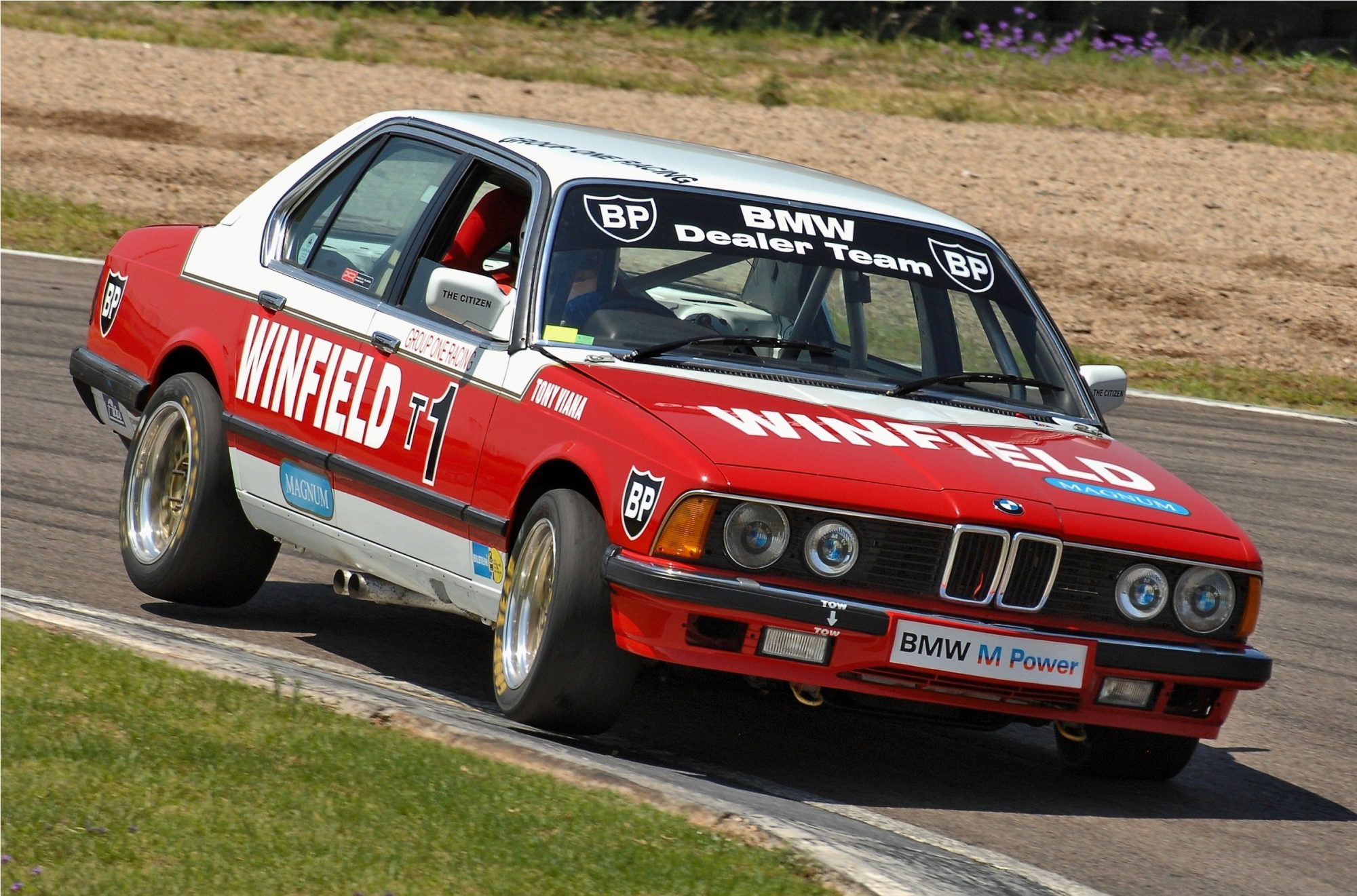 When BMW Raced a 7 Series – Yes, Really! | Car & Classic Magazine