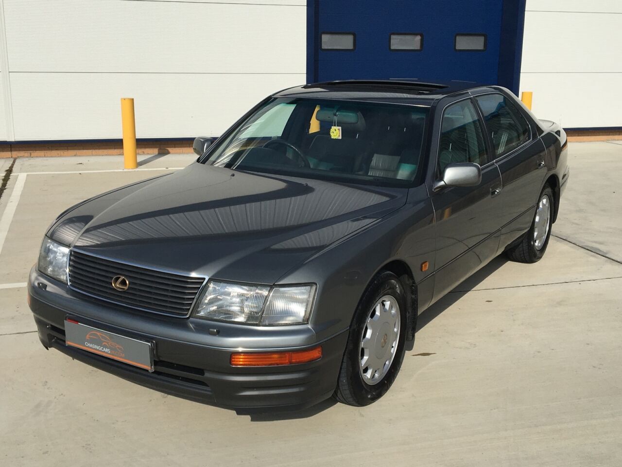 1997 Lexus LS400 – Classified of the Week | Car & Classic Magazine