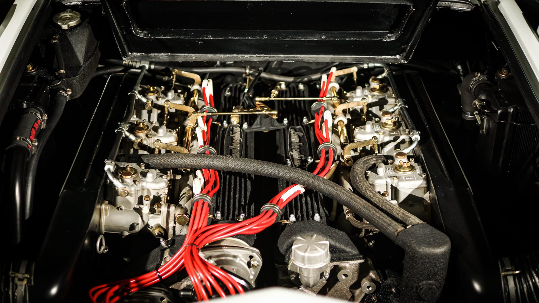 Countach – Lamborghini’s Lamborghini | Car & Classic Magazine