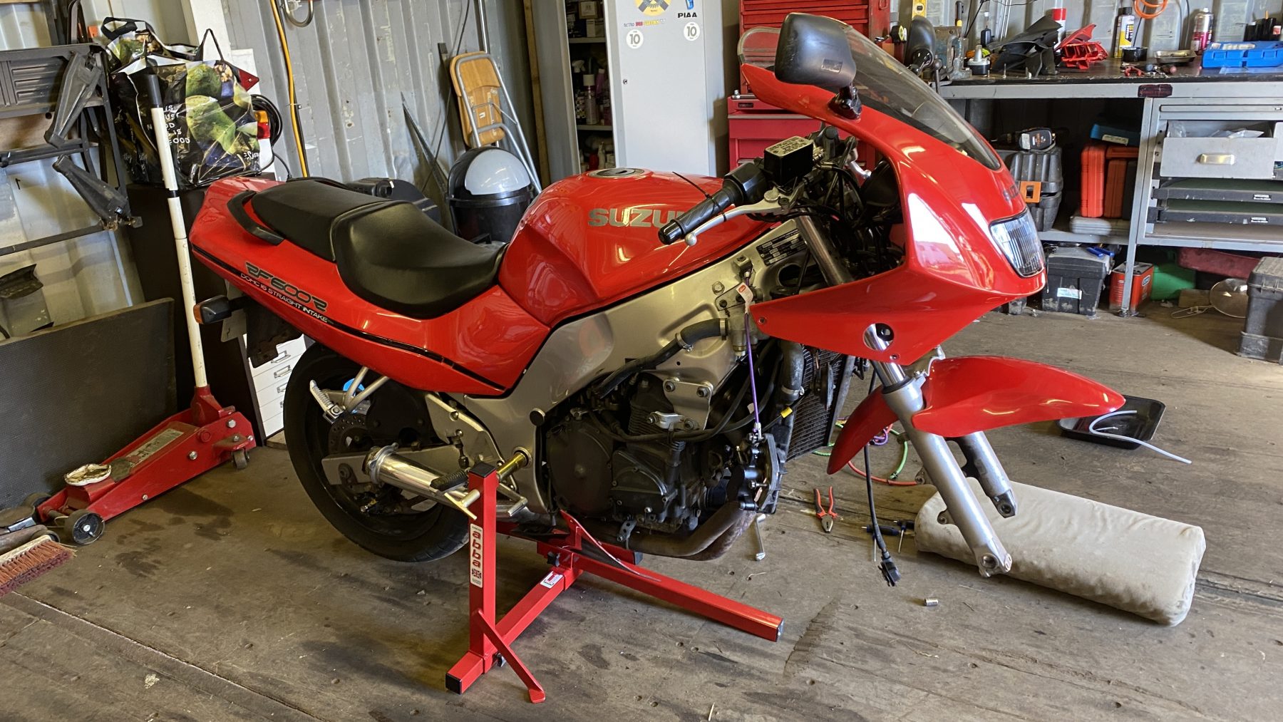 1997 Suzuki RF600R – Chassis Come Home | Car & Classic Magazine