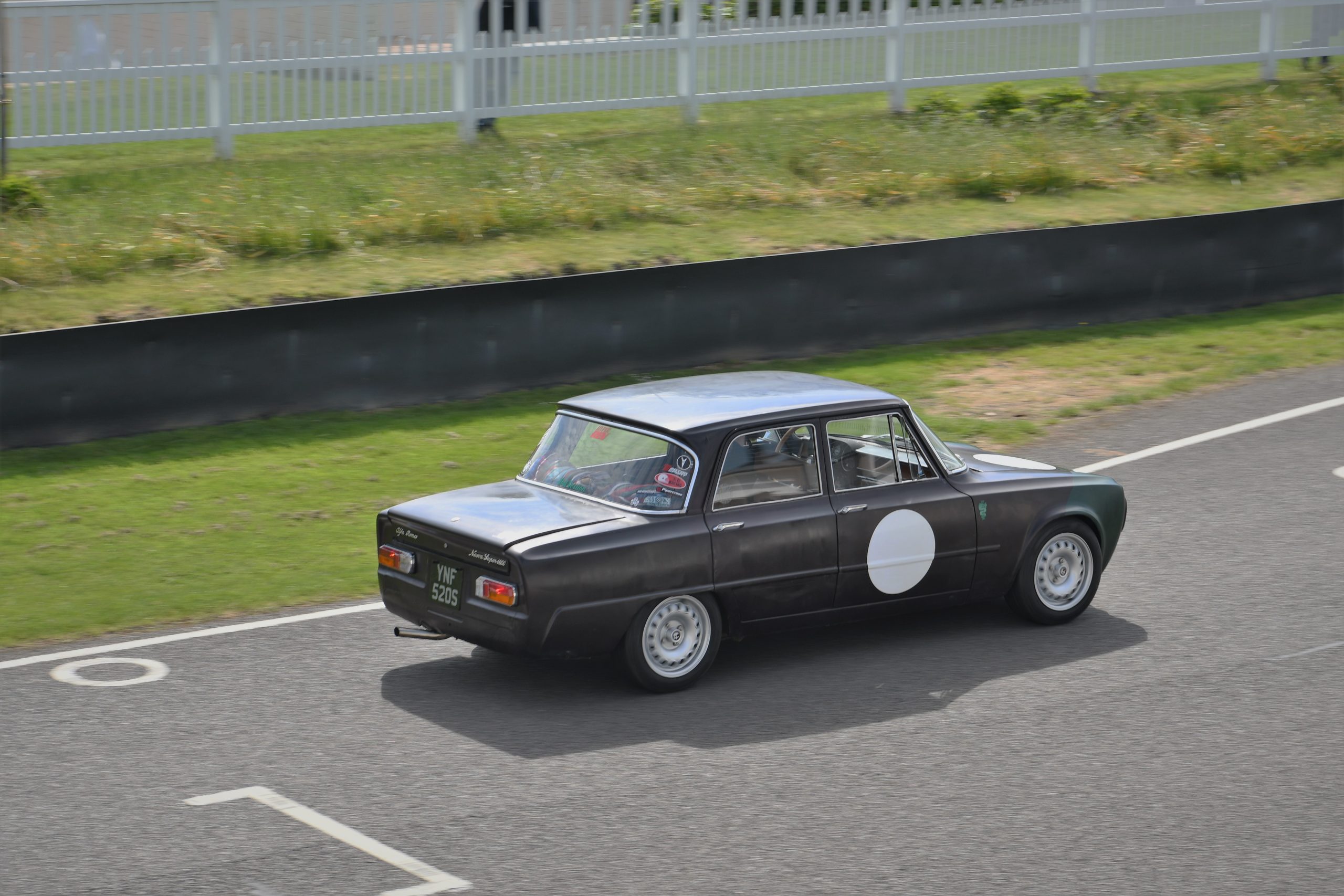 Retro Rides Weekender 2021 – Living for the Weekend | Car & Classic ...