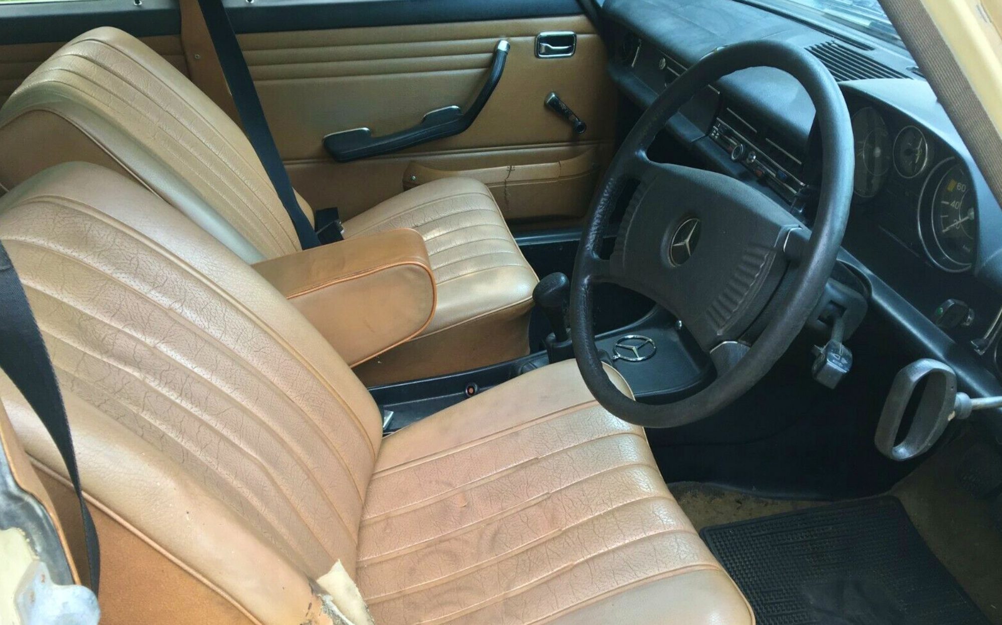 1975 Mercedes-Benz W115 – Project Profile | Car & Classic Magazine