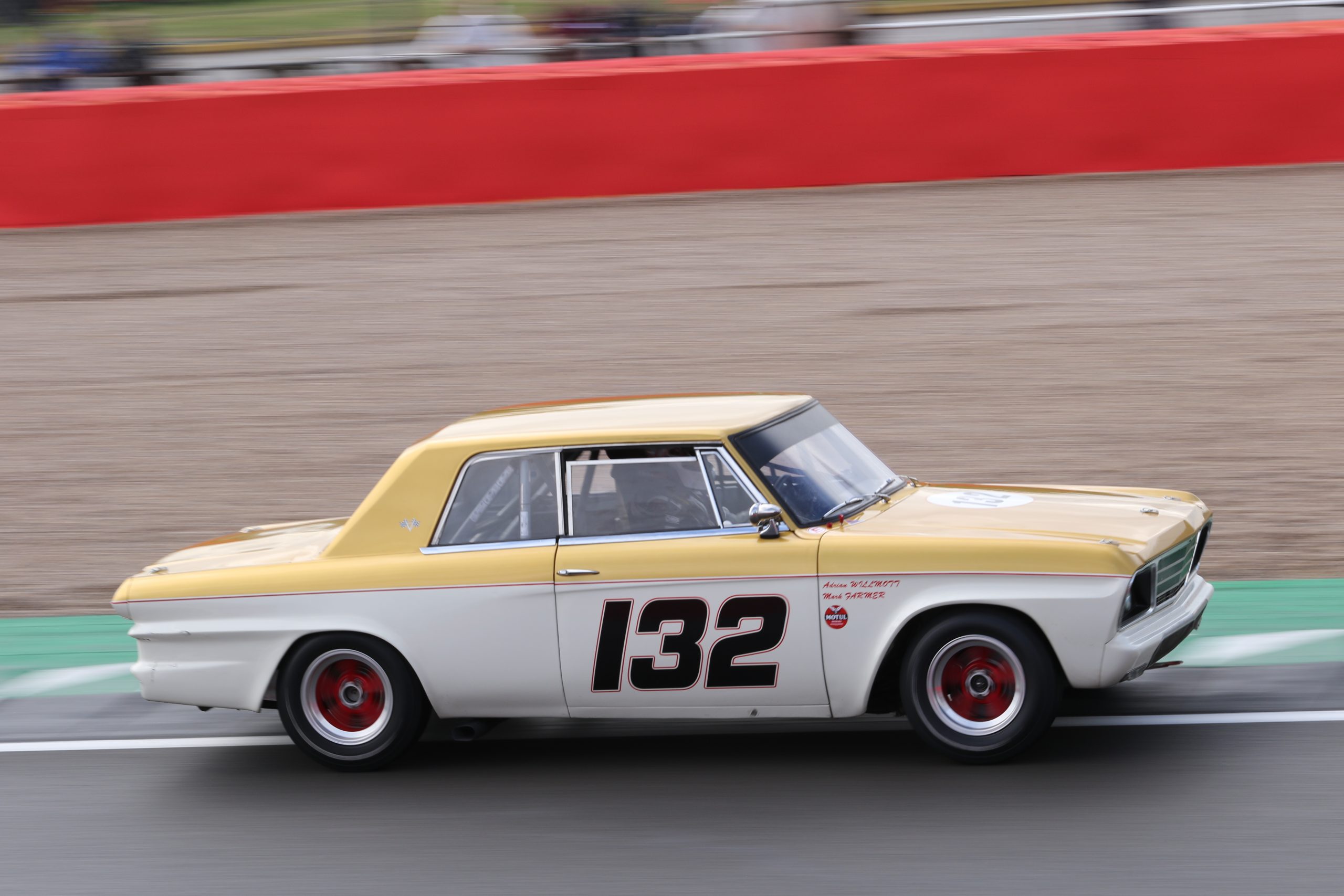 Silverstone Classic – Icons go hell for leather | Car & Classic Magazine