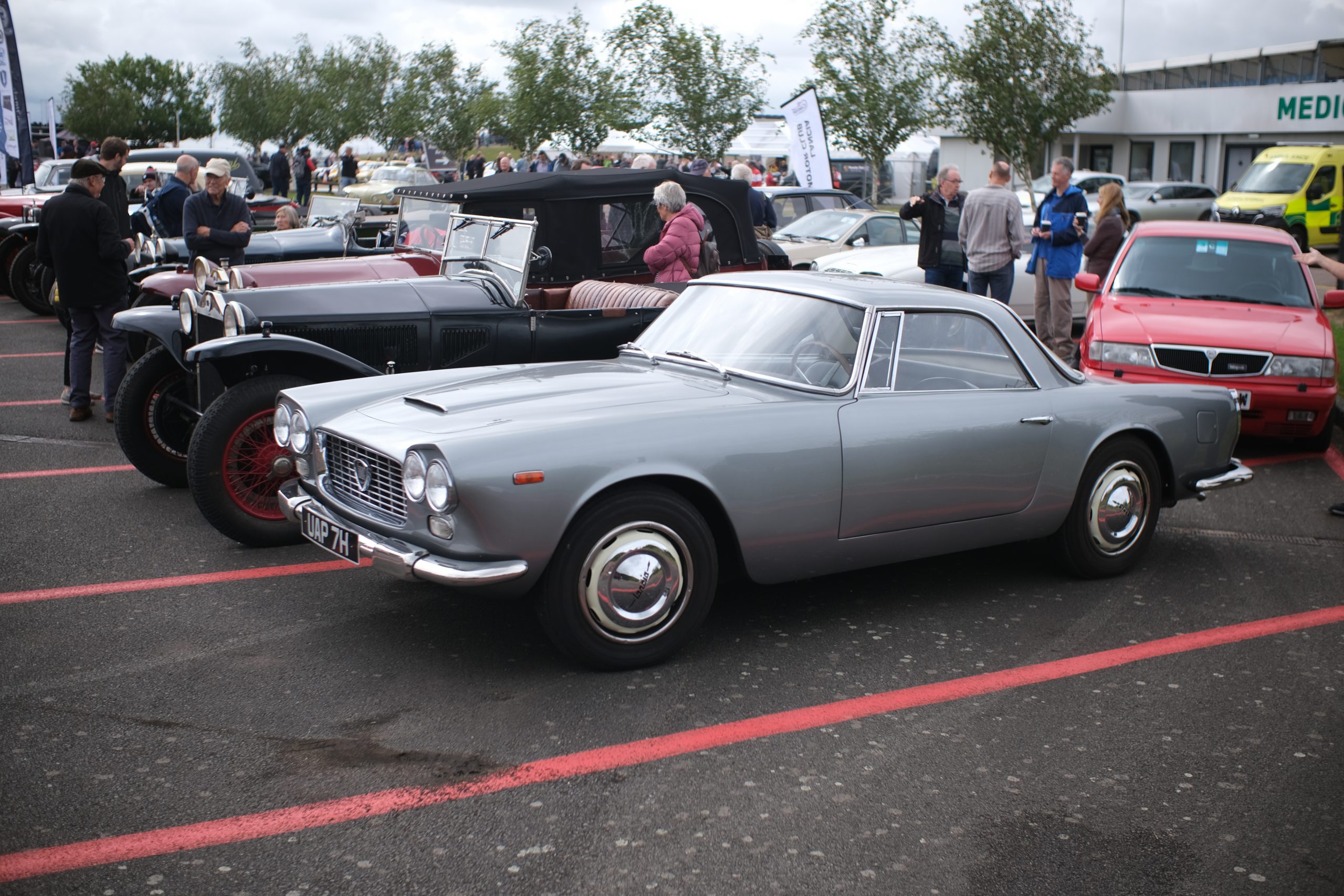 Silverstone Classic – Icons go hell for leather | Car & Classic Magazine