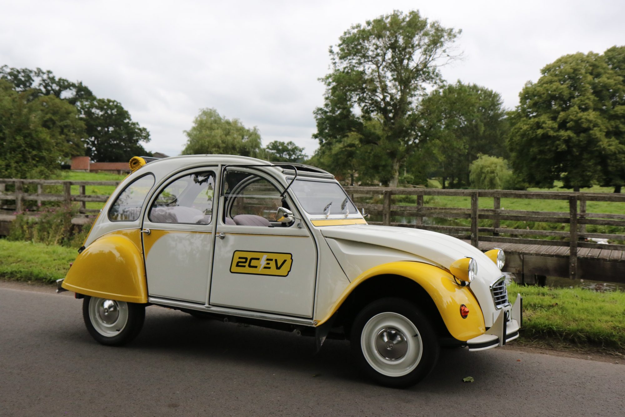 A 2CV With A Difference – The Electric 2cEv | Car & Classic Magazine