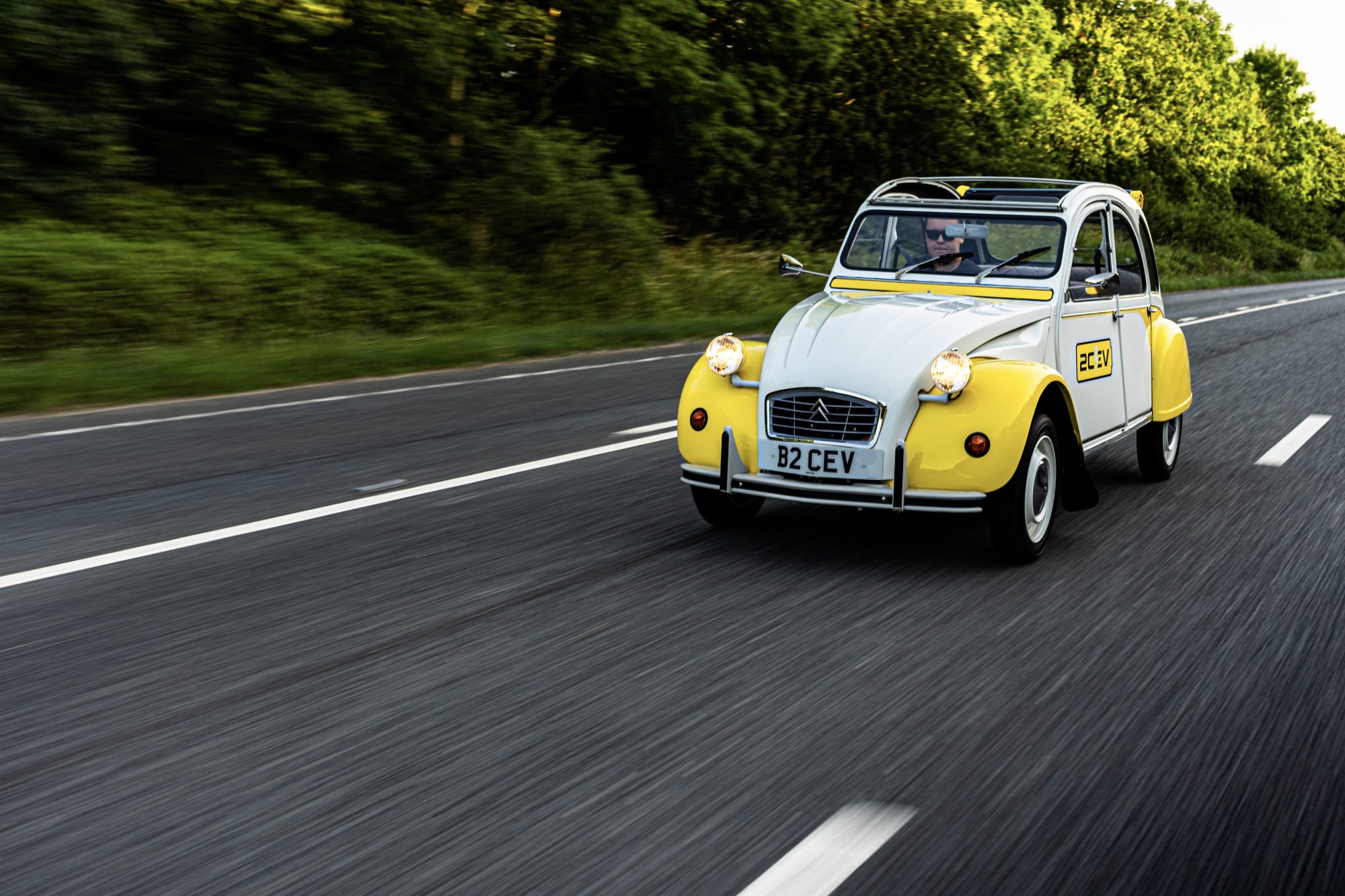 A 2CV With A Difference – The Electric 2cEv | Car & Classic Magazine