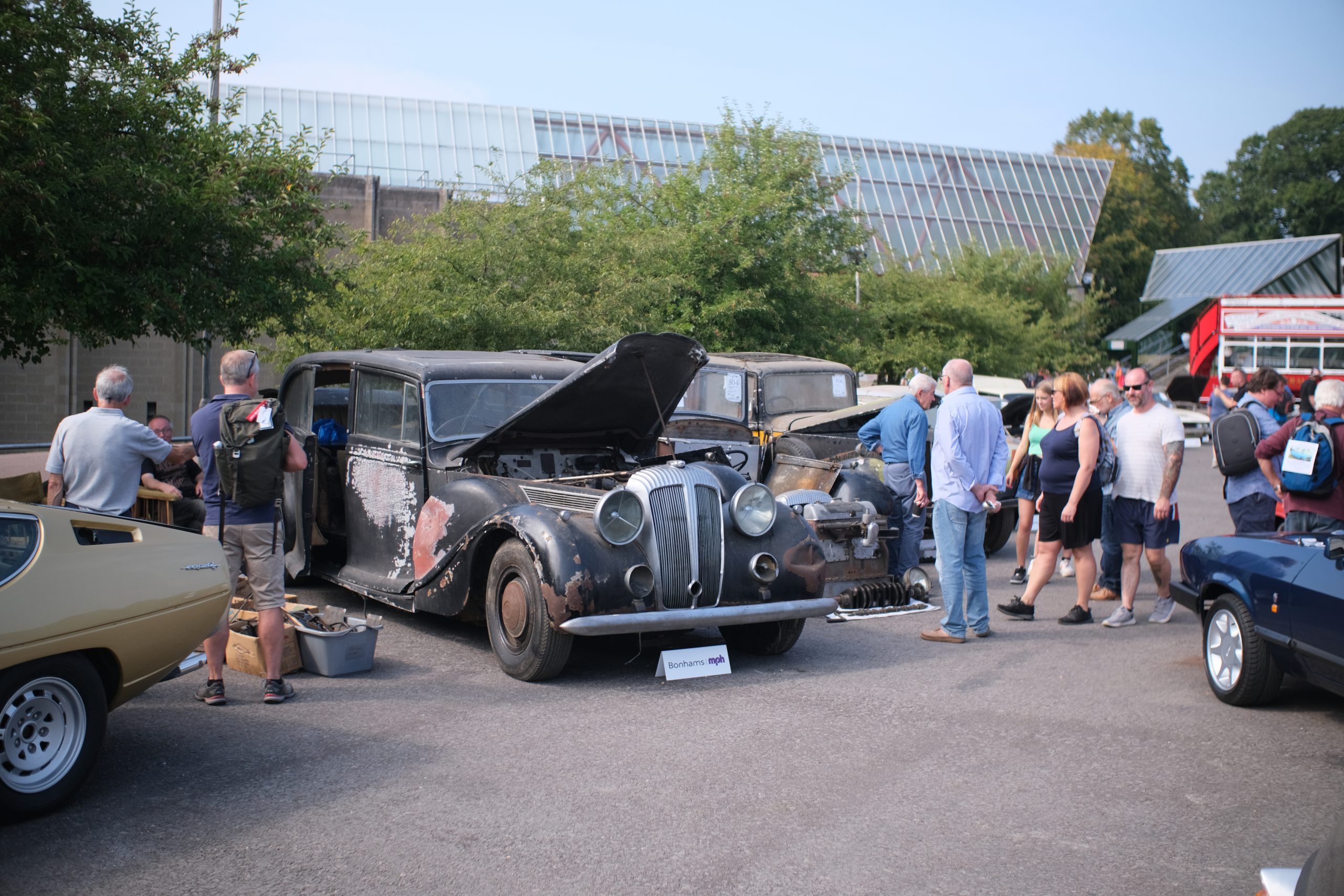 Beaulieu’s Rusty Jewel – The International Autojumble | Car & Classic ...