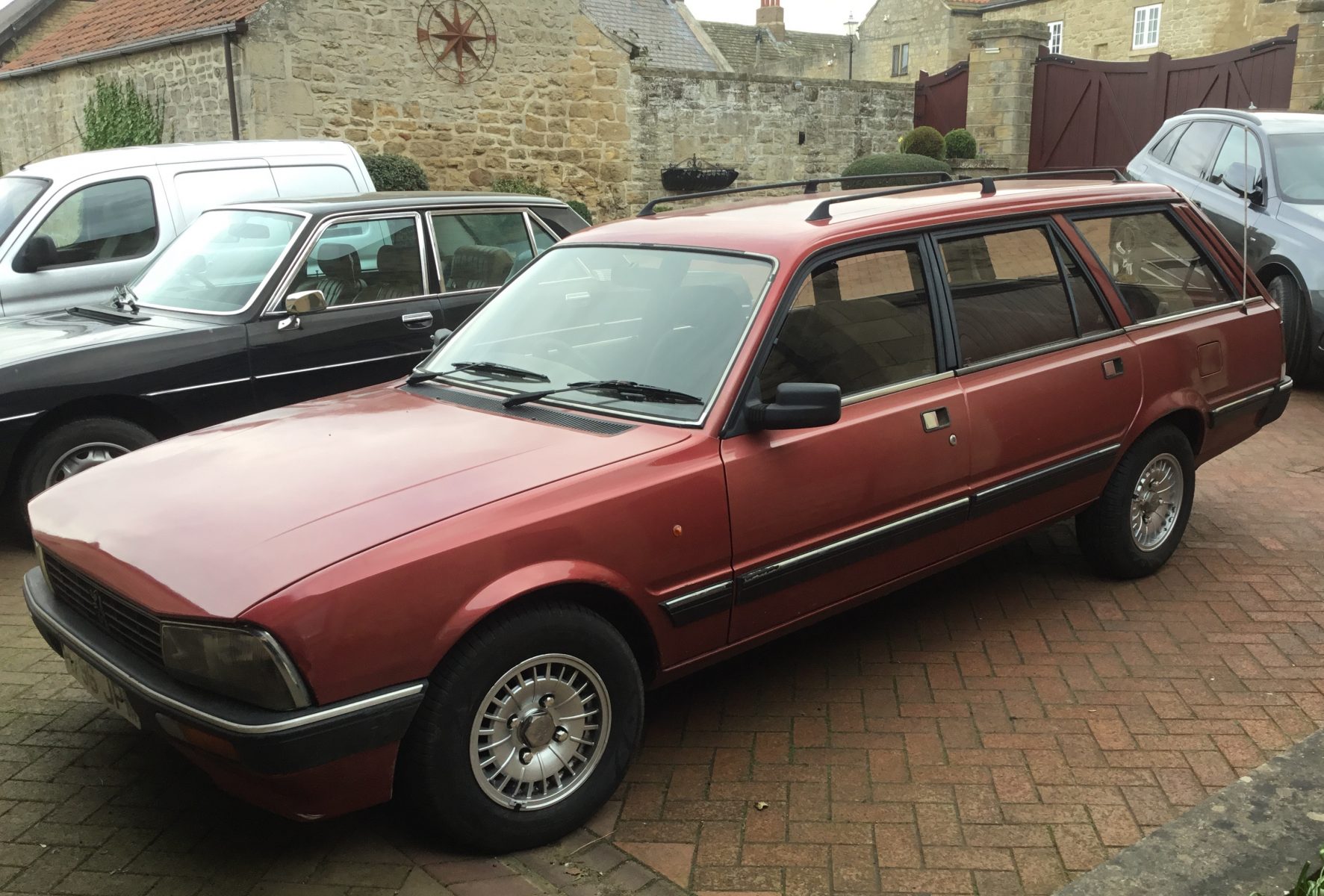1990 Peugeot 505 GTi Estate – Project Profile | Car & Classic Magazine