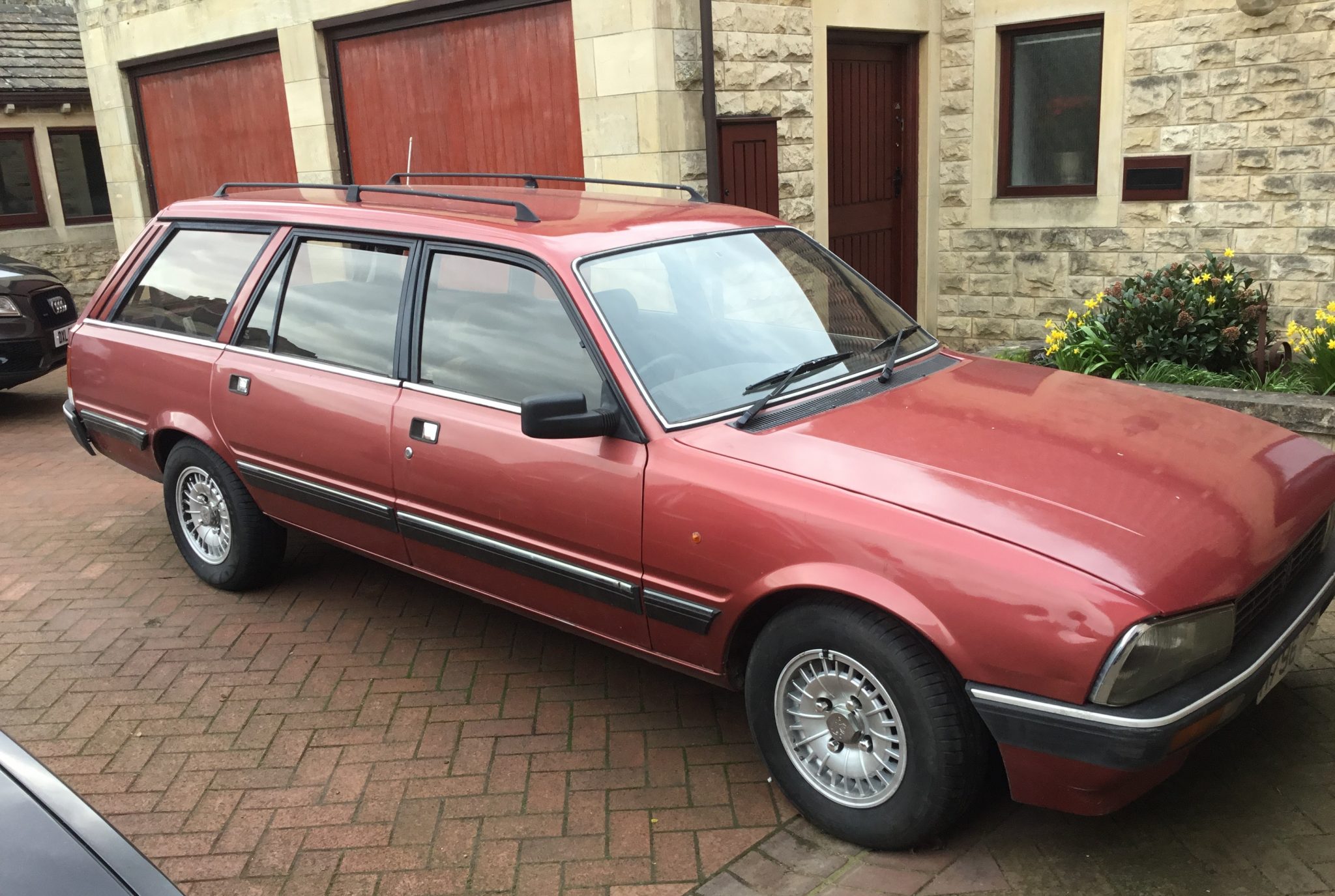 1990 Peugeot 505 GTi Estate – Project Profile | Car & Classic Magazine
