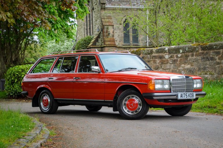 Mercedes-Benz W123 – The Ultimate Classic? | Car & Classic Magazine