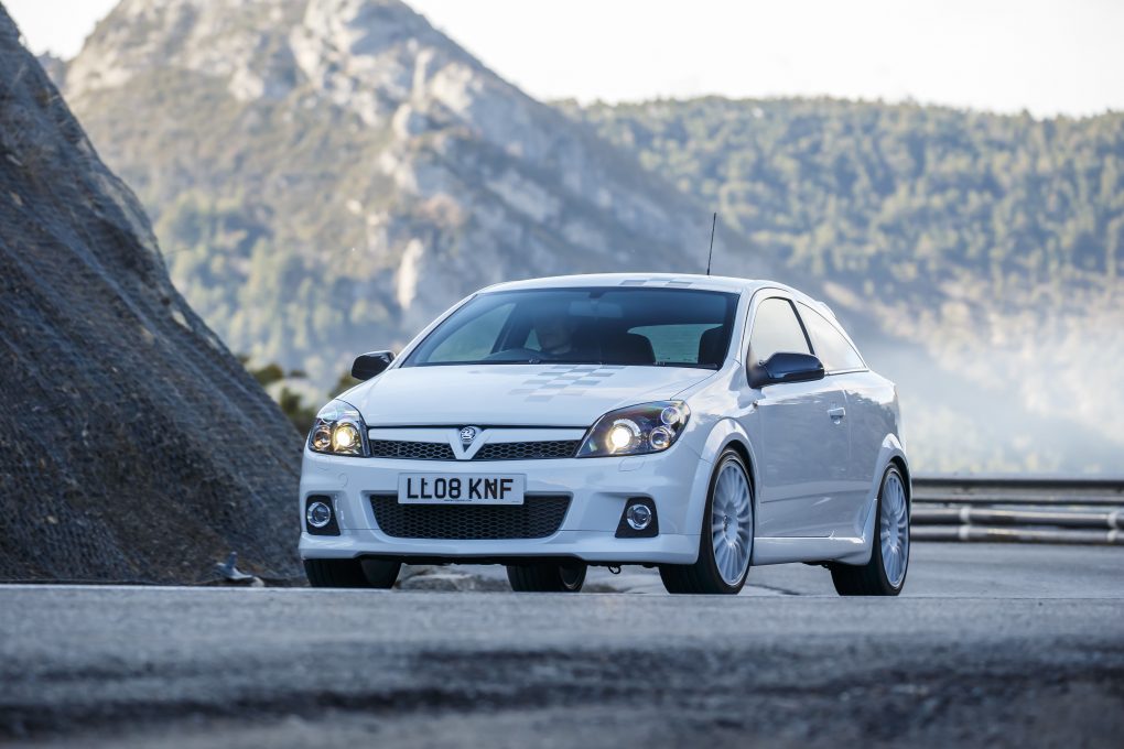 A Faster Astra – Hot Hatch Legends | Car & Classic Magazine