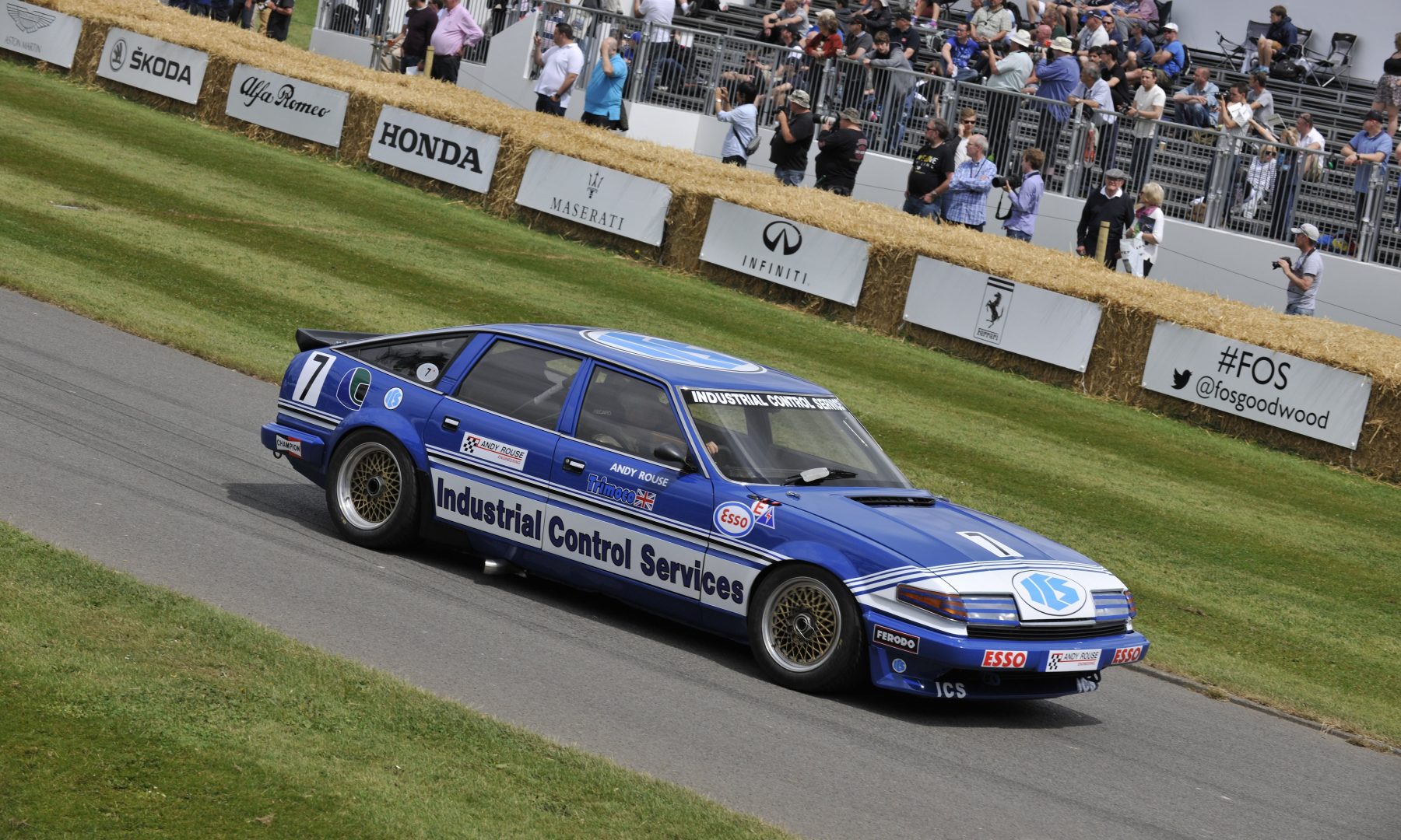 Rover Remembrance – Honouring the Vitesse | Car & Classic Magazine