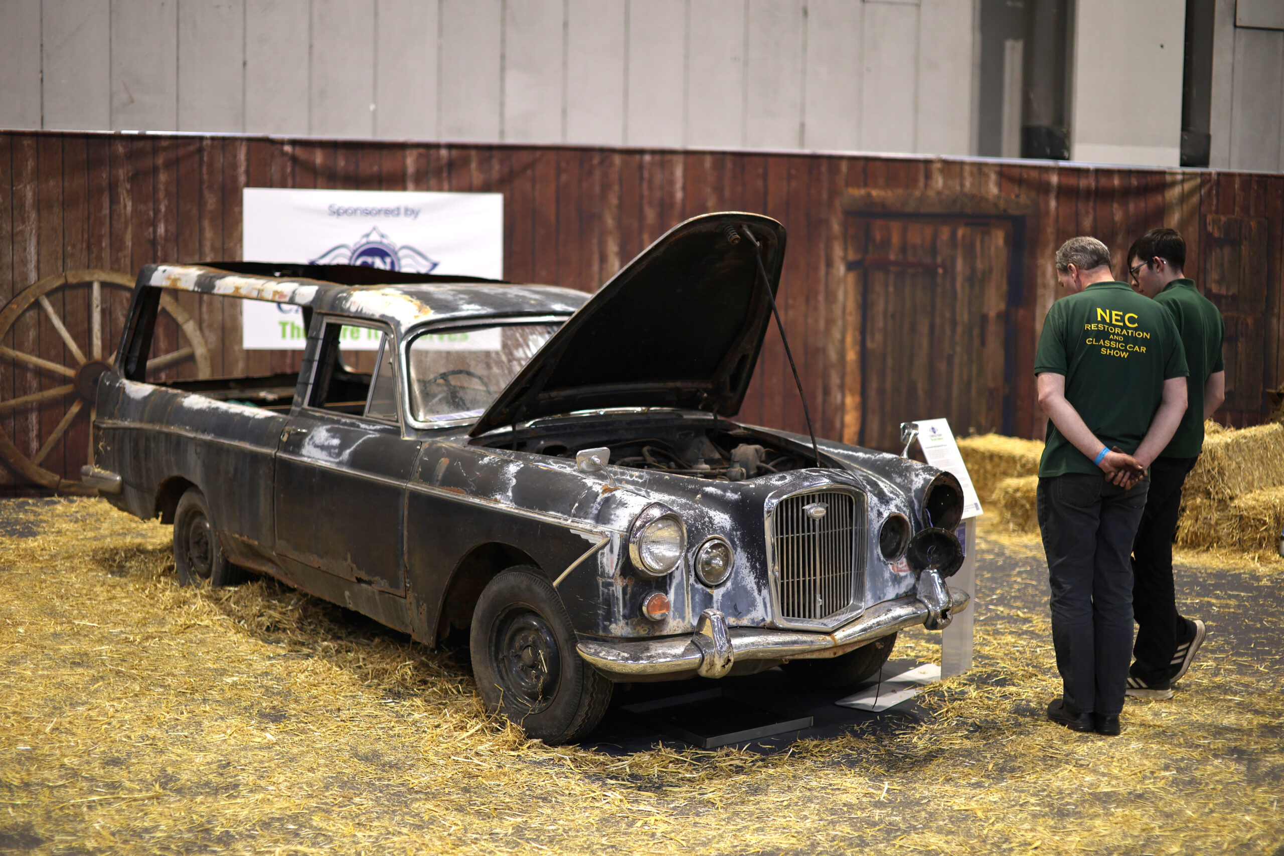 All Go At The Restoration Show | Car & Classic Magazine