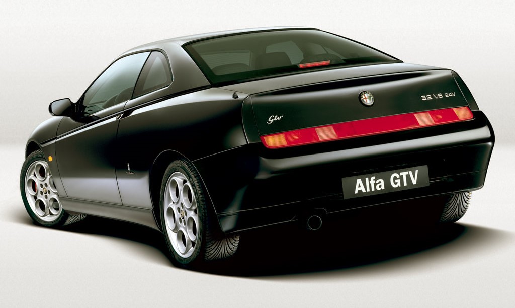Alfa Romeo GTV – The Time Is Now | Car & Classic Magazine