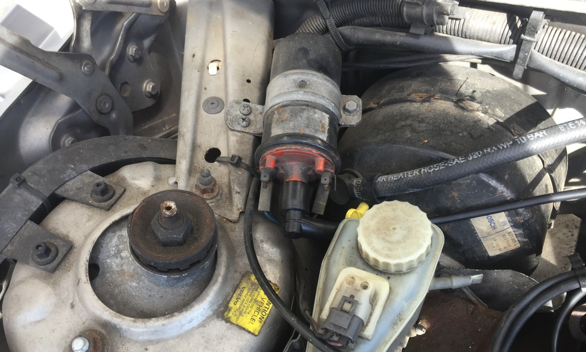 How To – Change Your Spark Plugs and Ignition Leads | Car & Classic ...