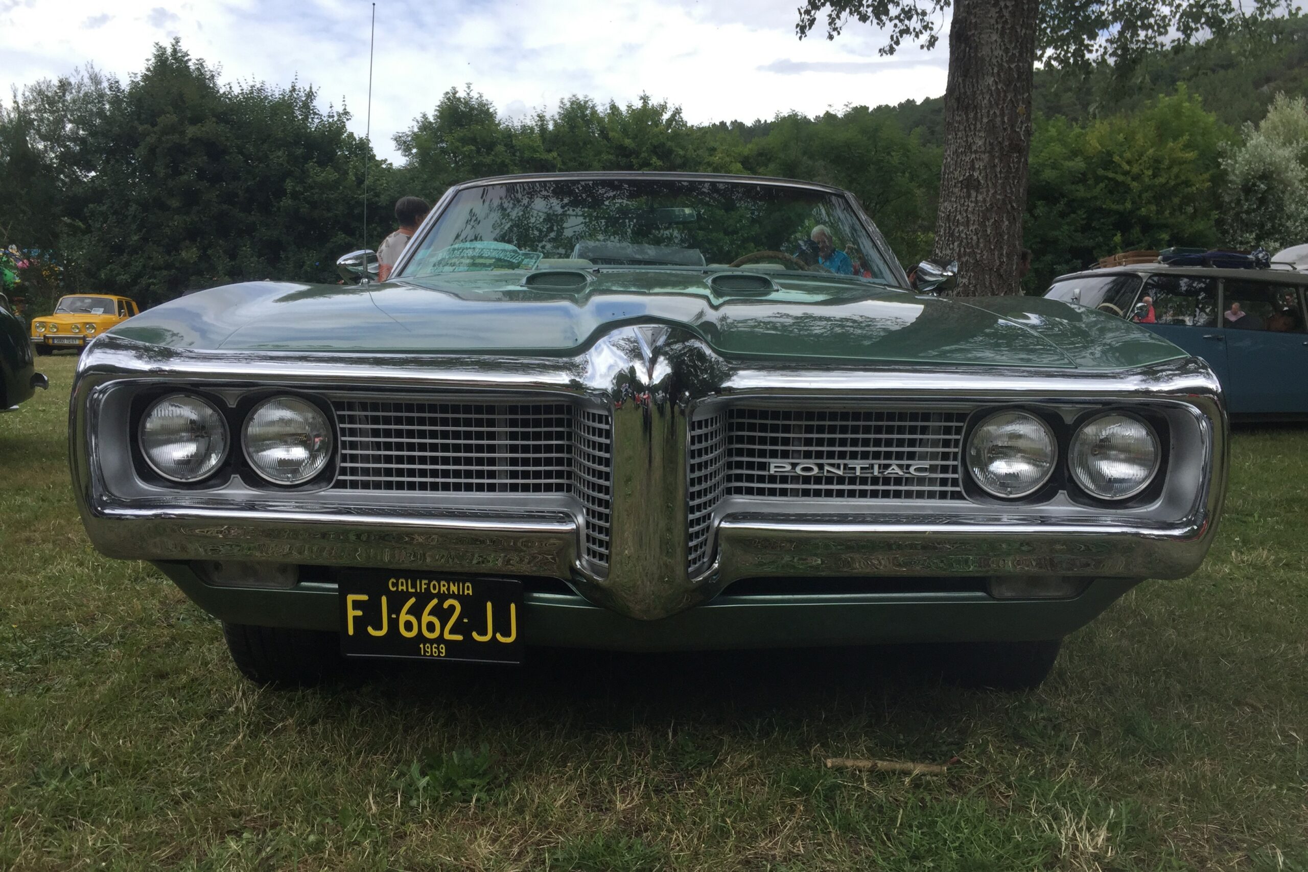 The Uniting Power of Classic Cars | Car & Classic Magazine