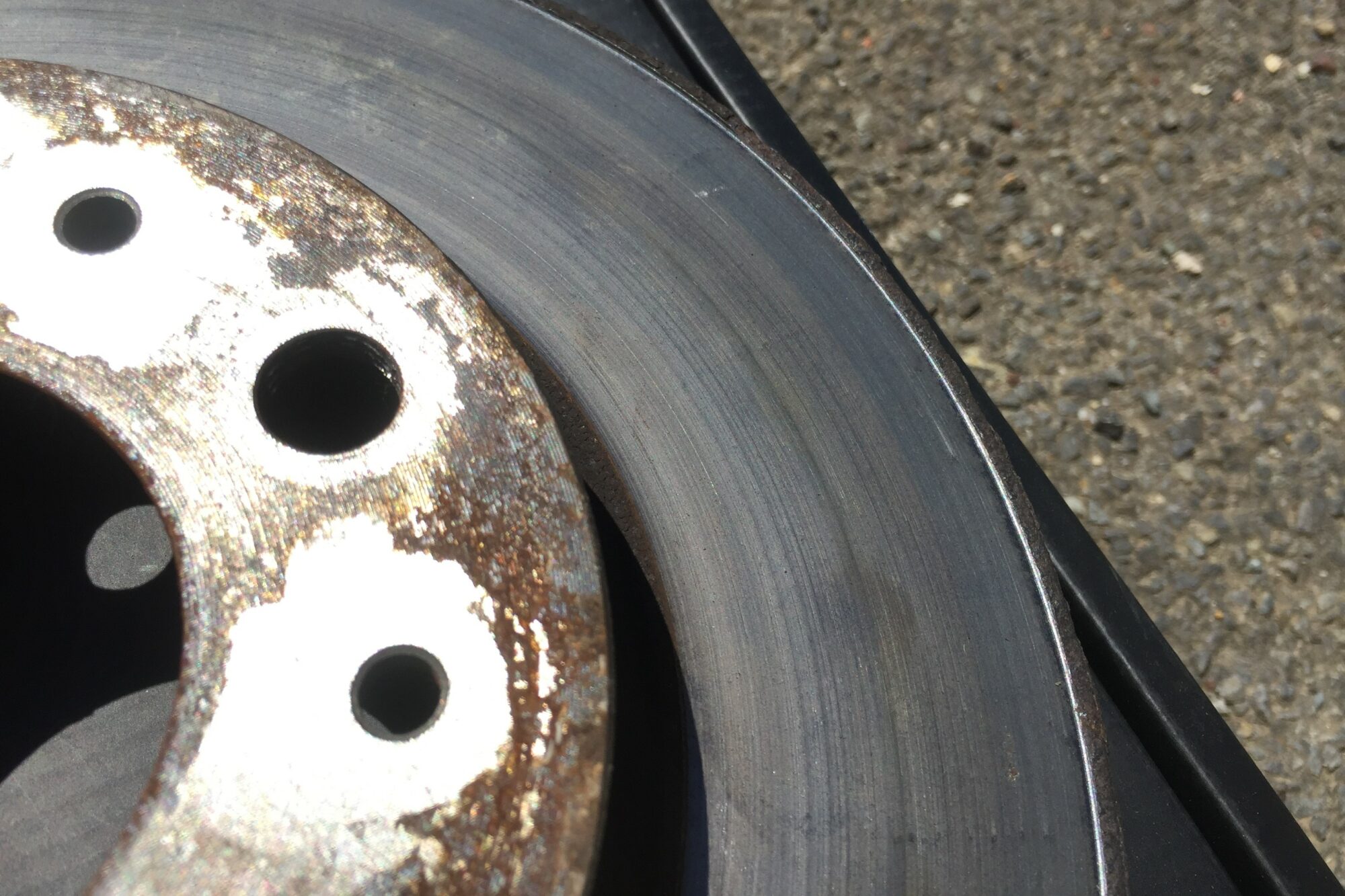 How To – Change Your Brake Discs | Car & Classic Magazine