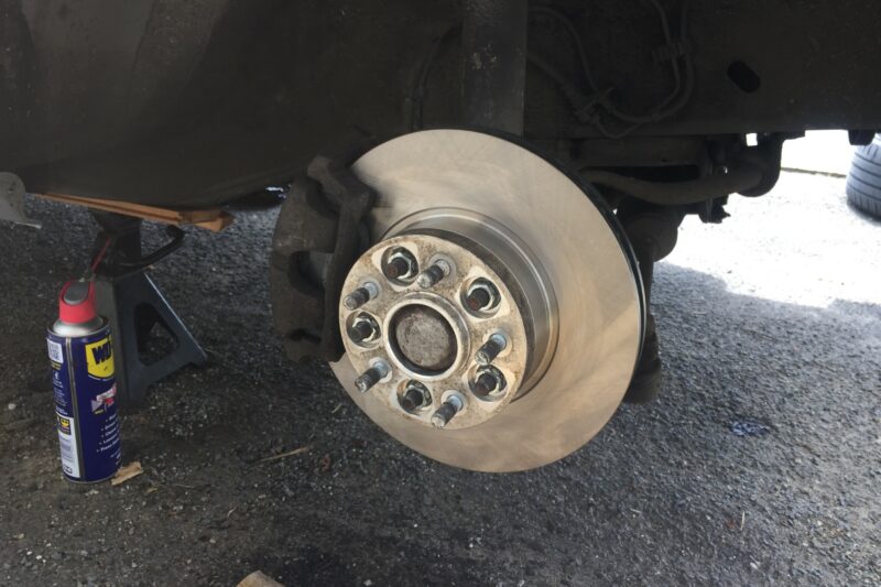 How To – Change Your Brake Discs | Car & Classic Magazine