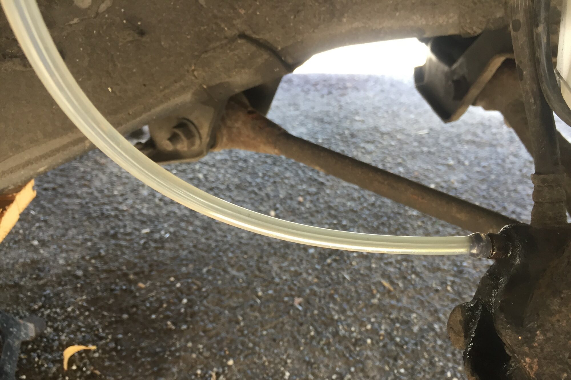 How To – Bleed Your Brakes | Car & Classic Magazine