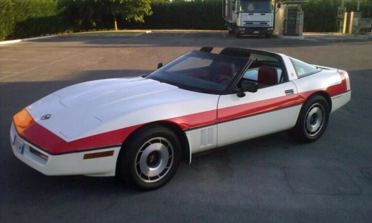 Chevrolet Corvette – The Car’s The Star | Car & Classic Magazine
