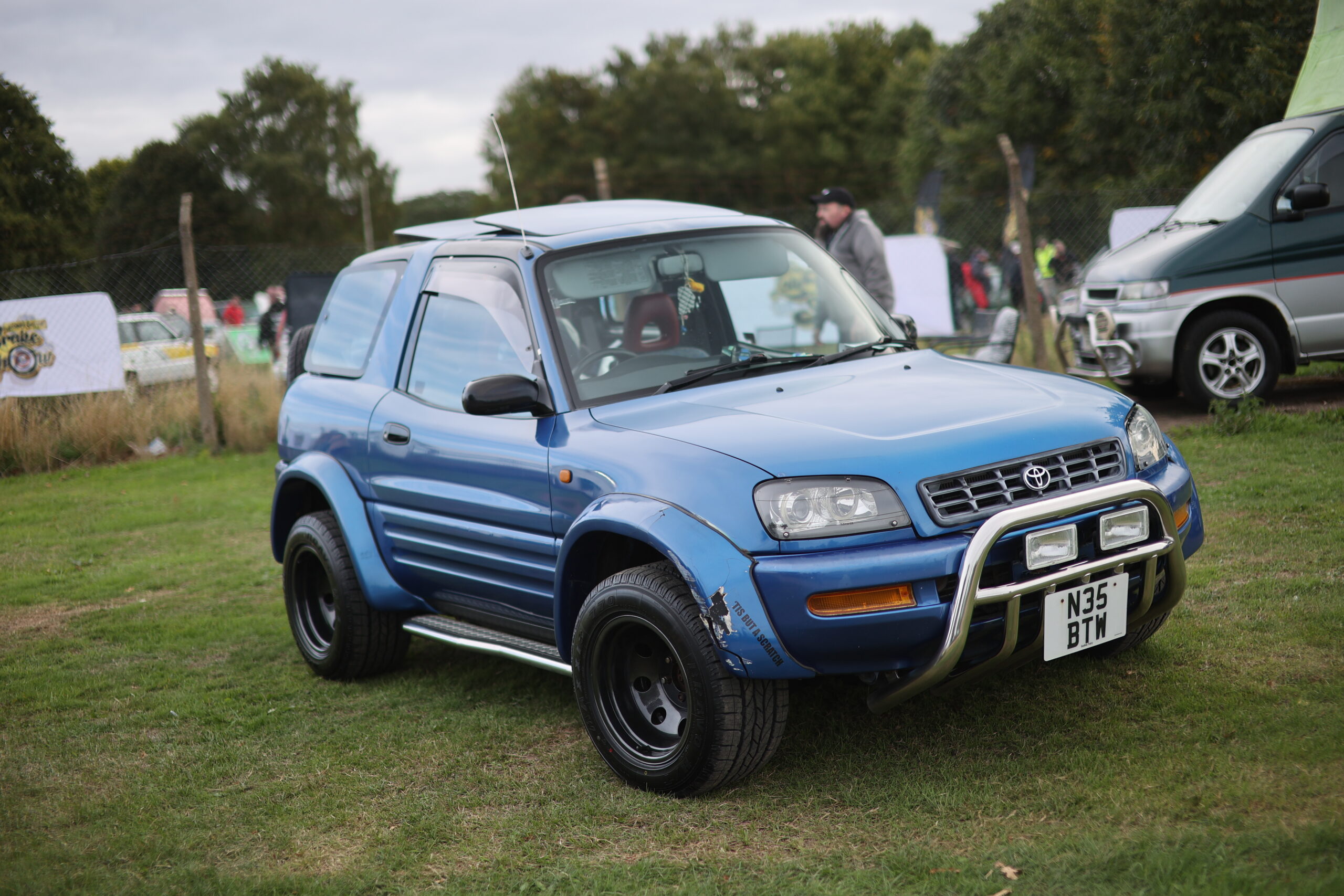 Back to its Roots – The Retro Rides Gathering | Car & Classic Magazine