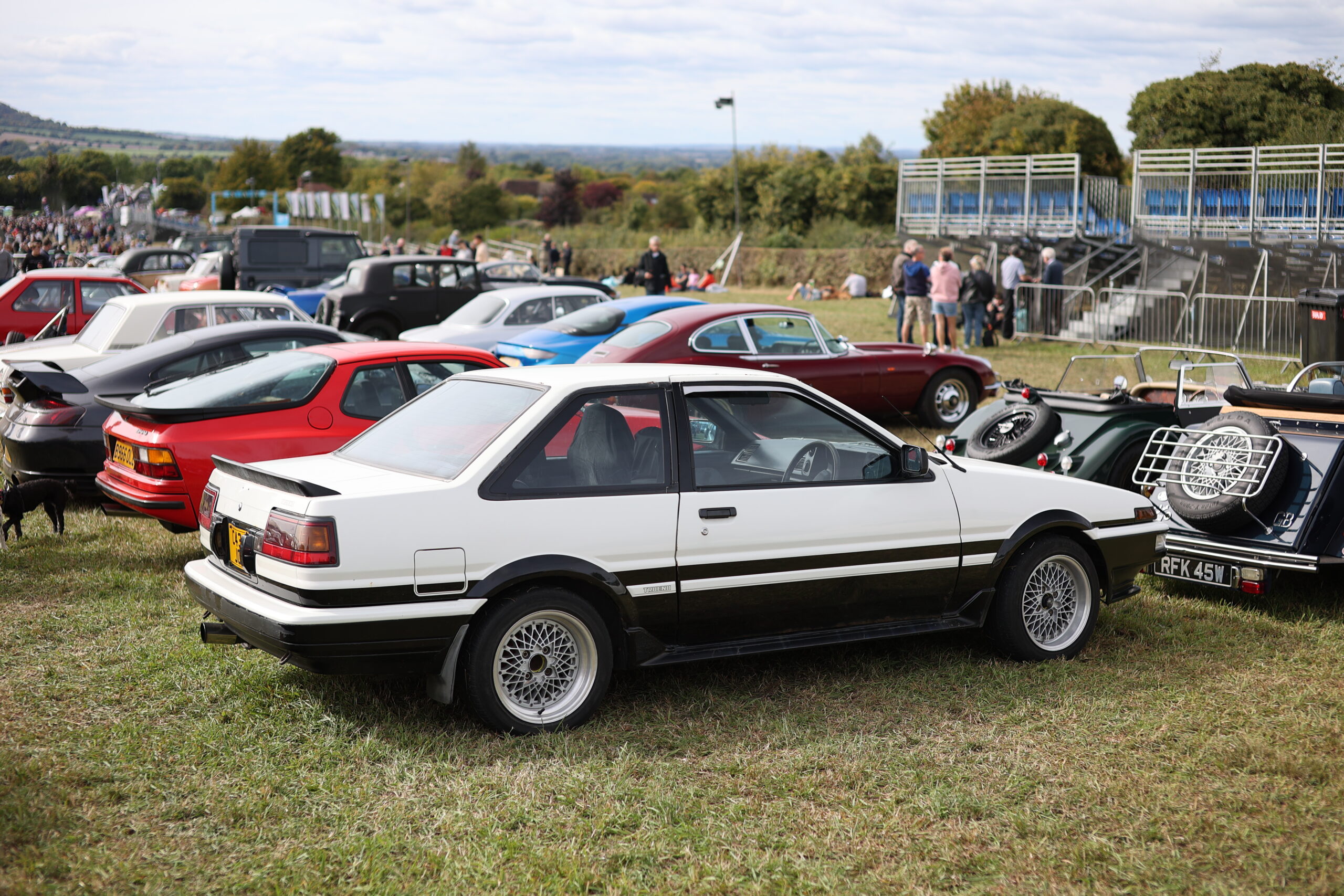 A Sprint to the Top – Kop Hill Climb | Car & Classic Magazine