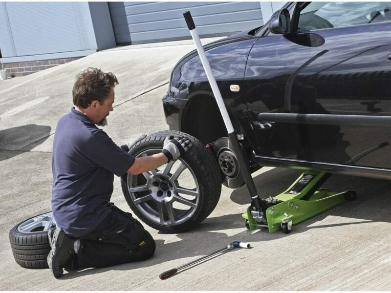 Sealey 2001LEHV Trolley Jack – Product Review | Car & Classic Magazine