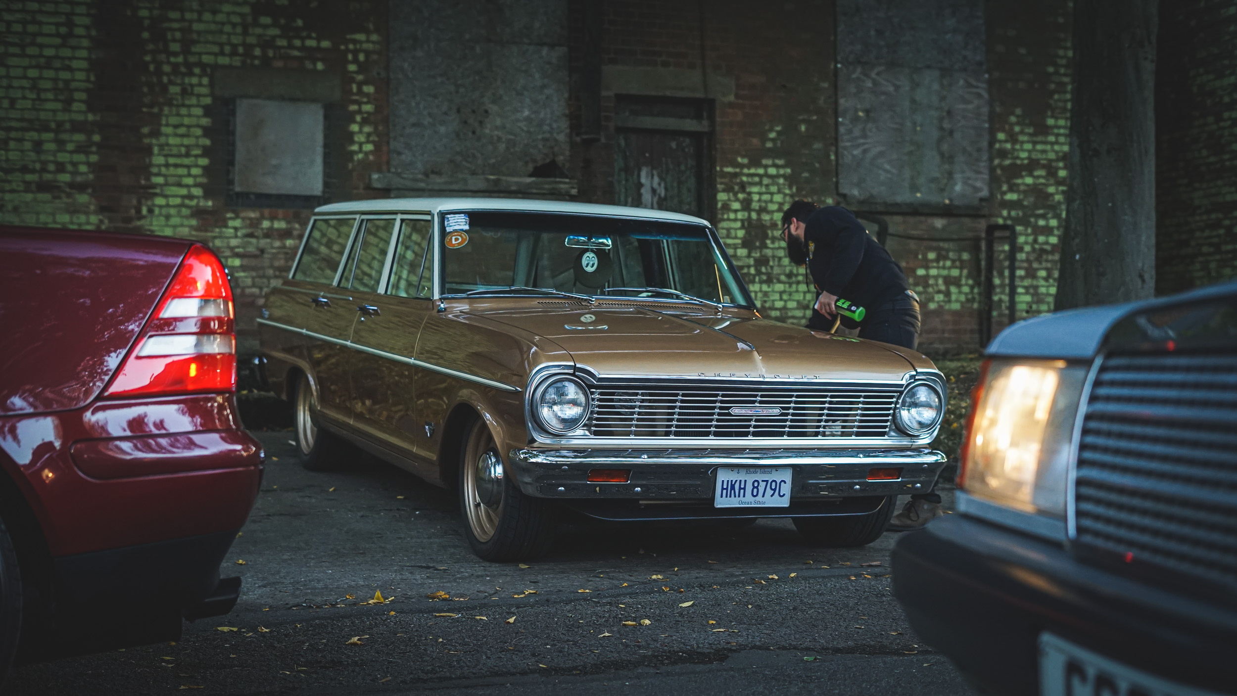 Supporting the Scramble at Bicester Heritage | Car & Classic Magazine