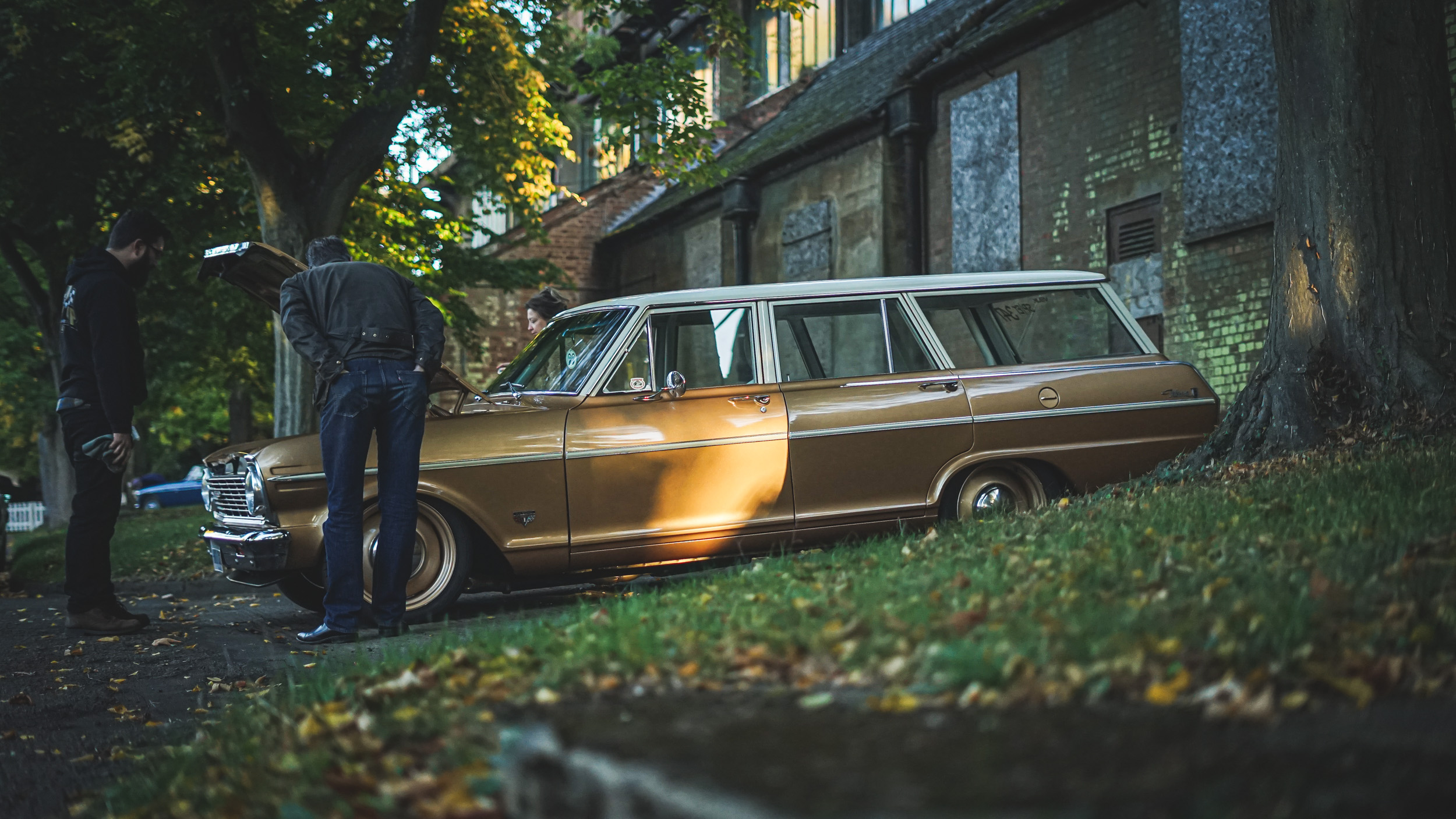 Supporting the Scramble at Bicester Heritage | Car & Classic Magazine