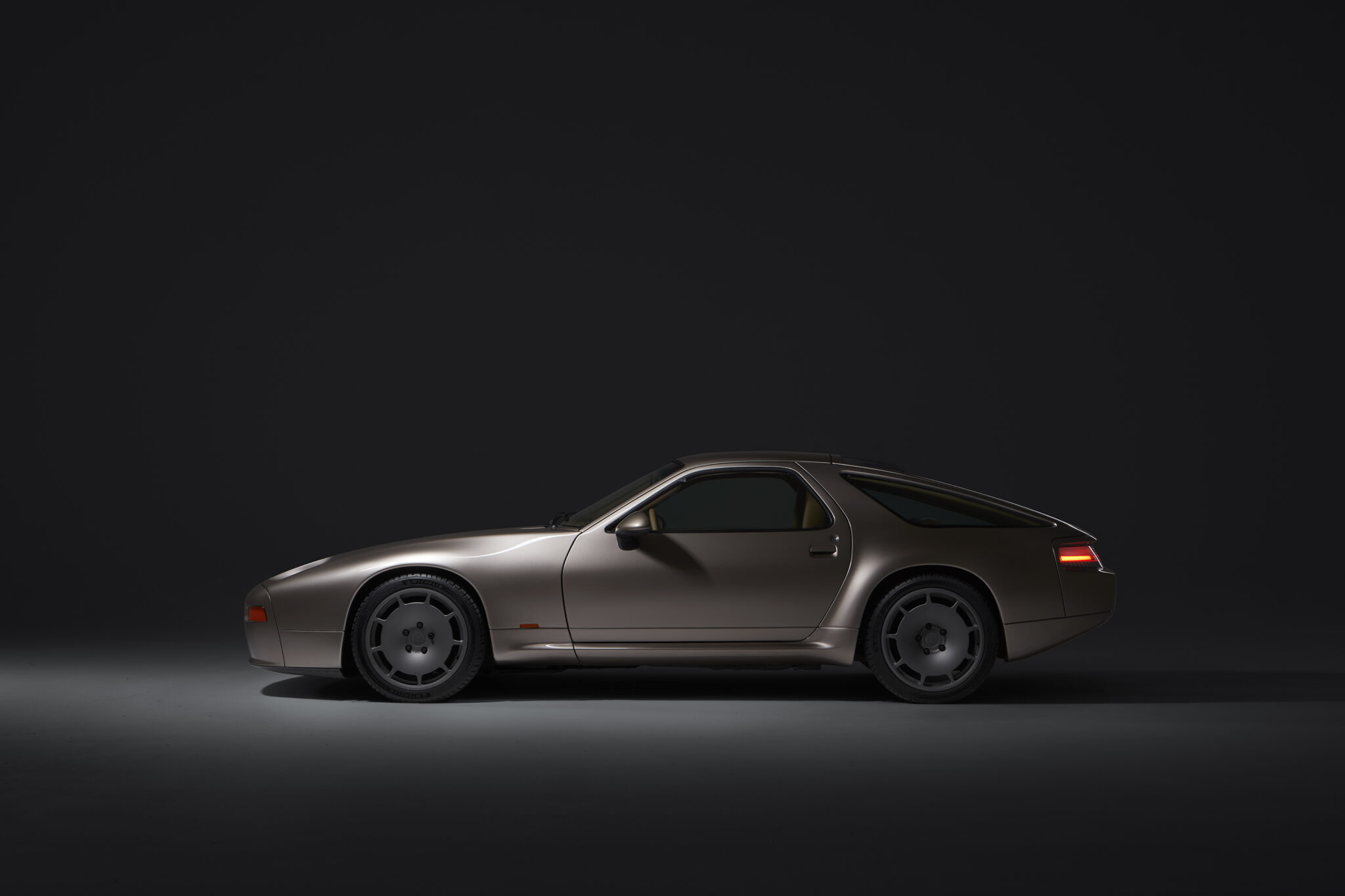 Porsche Perfection – The Nardone 928 | Car & Classic Magazine