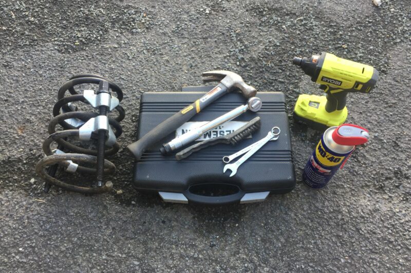 How To – Change Your Front Coil Springs | Car & Classic Magazine