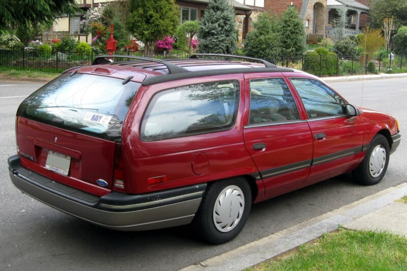 Ford Taurus – The Car’s The Star | Car & Classic Magazine