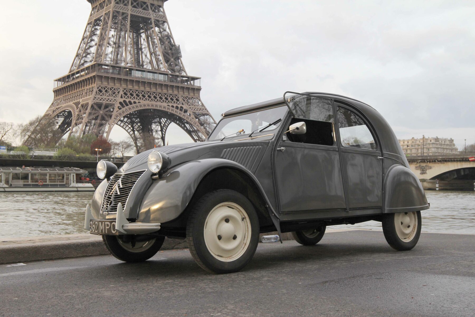 The Citroën 2CV – Five Things You Need to Know | Car & Classic Magazine