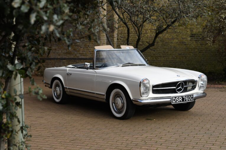 1965 Mercedes 230SL – Auction Car of the Week | Car & Classic Magazine