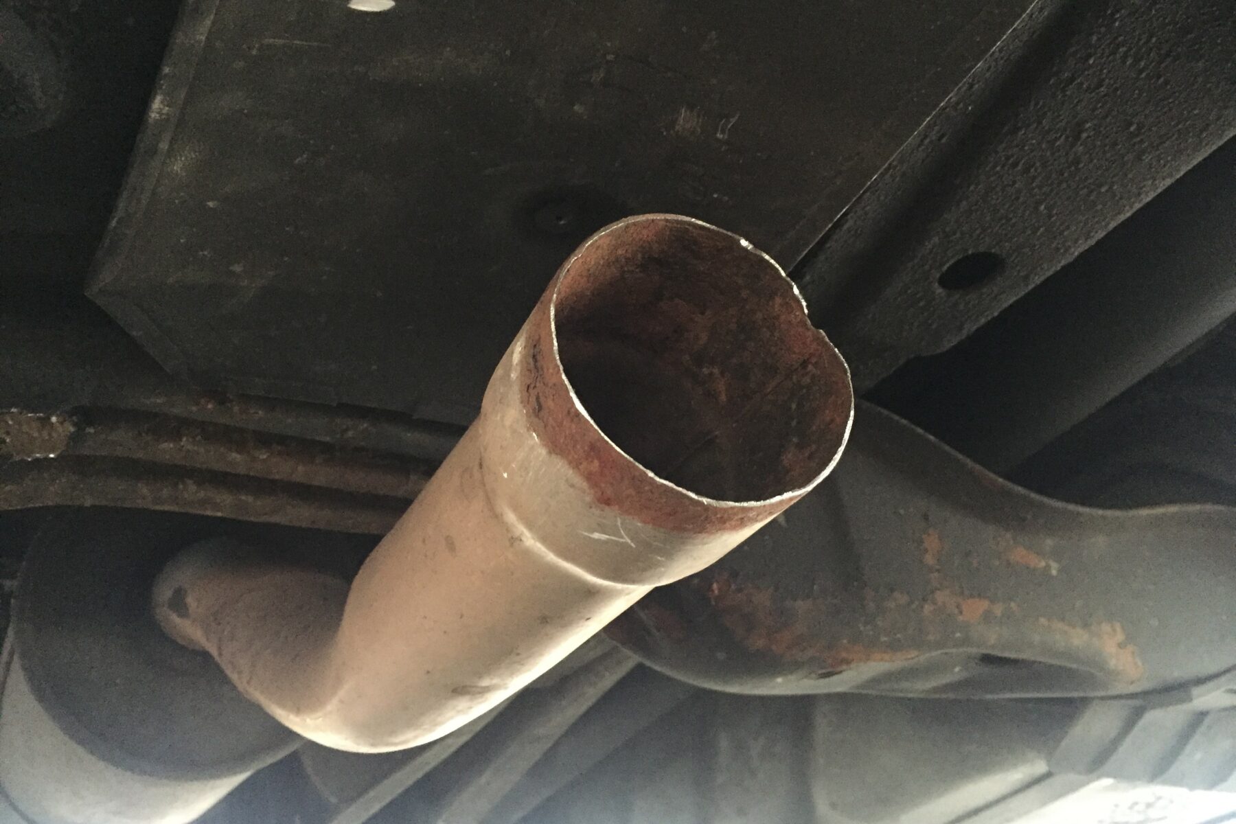 How To – Repair Your Exhaust | Car & Classic Magazine