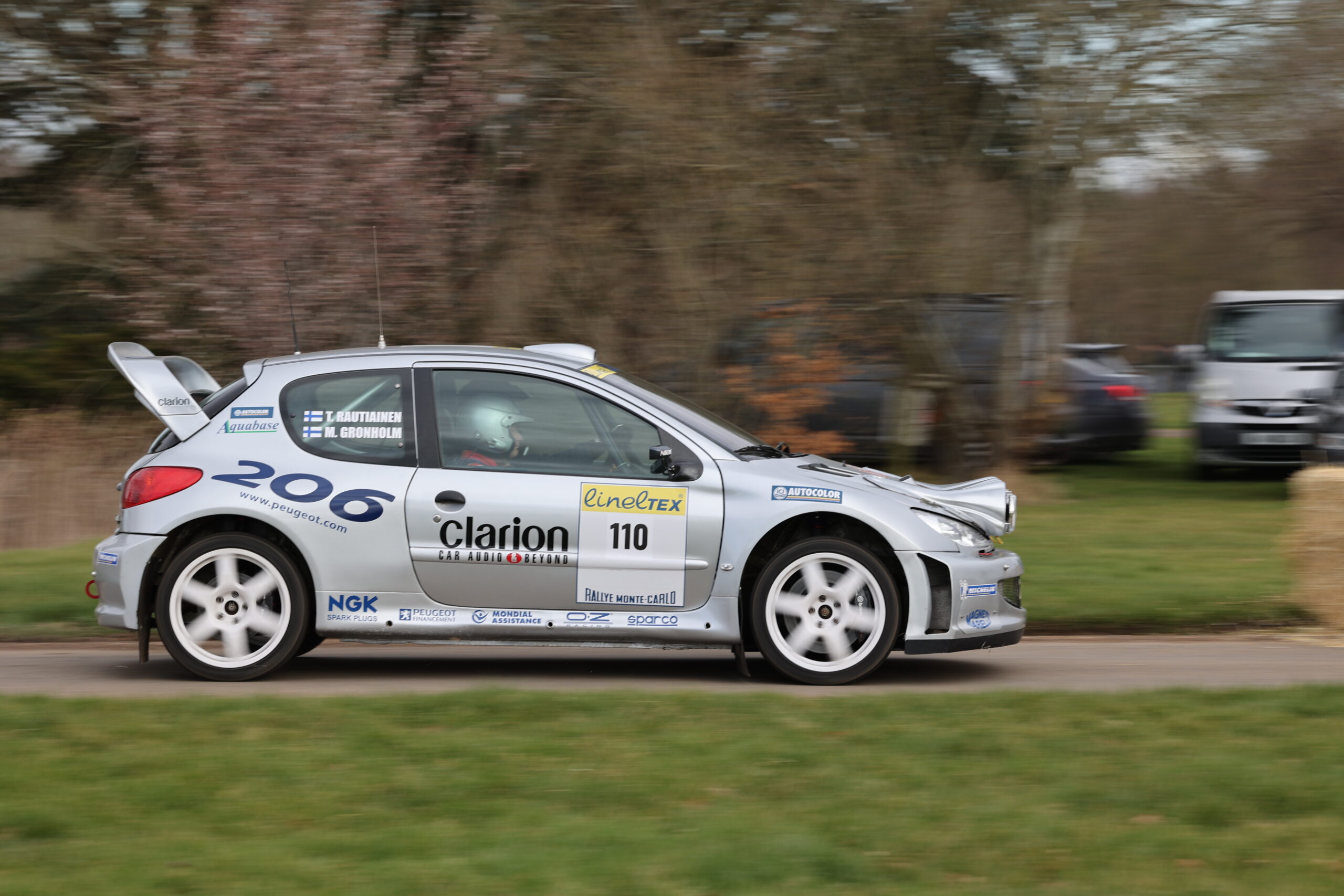 Quick Off the Pace – Kick Into Race Retro 2023 | Car & Classic Magazine