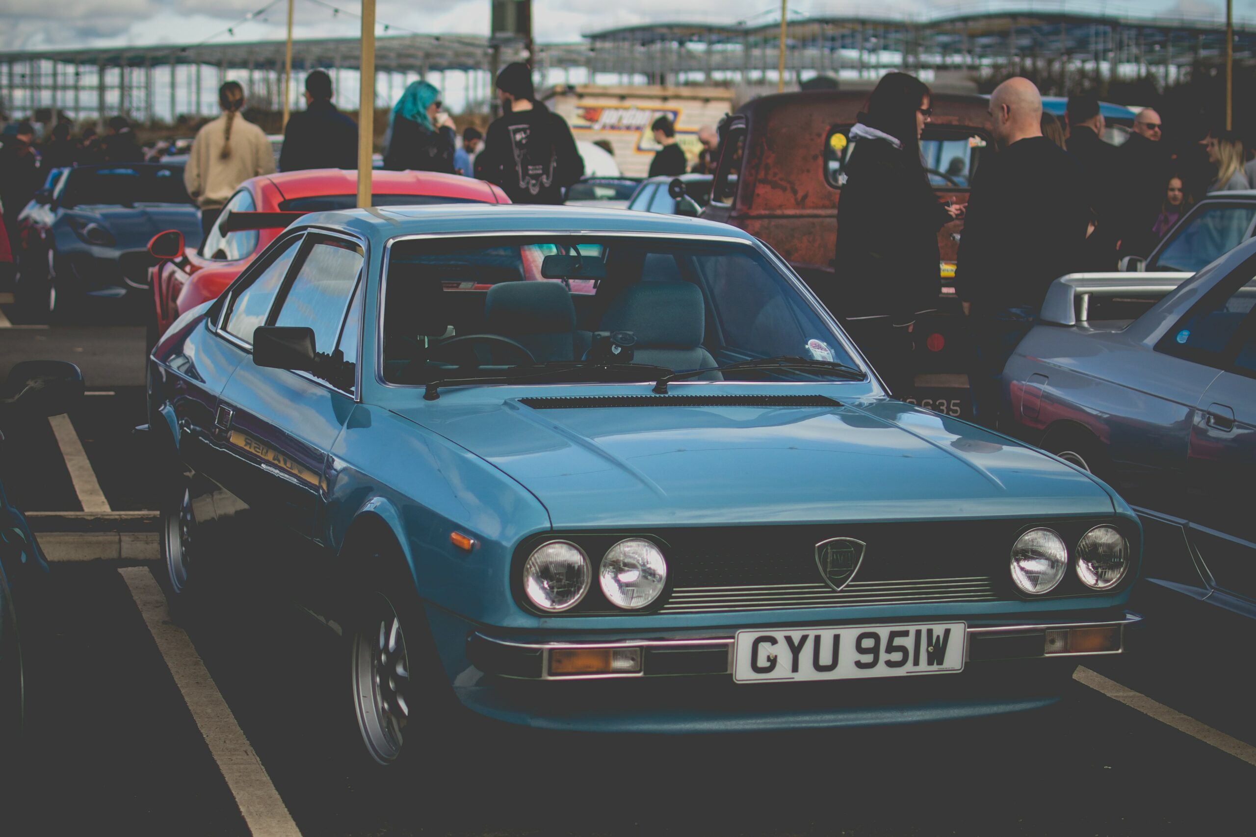 Auto-Social – Tremendous Turnout at The Motorist | Car & Classic Magazine