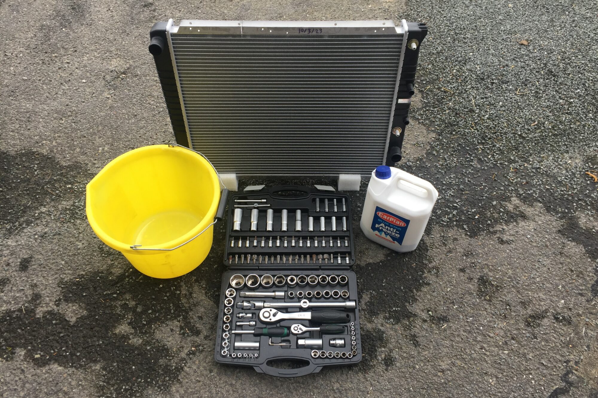 How To – Replace Your Radiator | Car & Classic Magazine